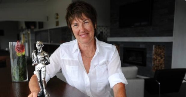 WSF mourns former President Susie – SquashSite – all about Squash